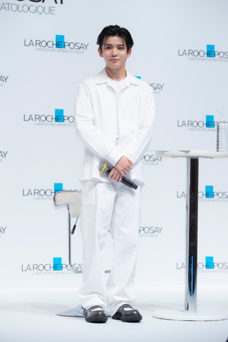 長尾謙杜さん（なにわ男子）がラ ロッシュ ポゼ トーンアップUVのアンバサダーに就任！記者発表会の様子をレポート（撮り下ろしあり） | 装苑 ...